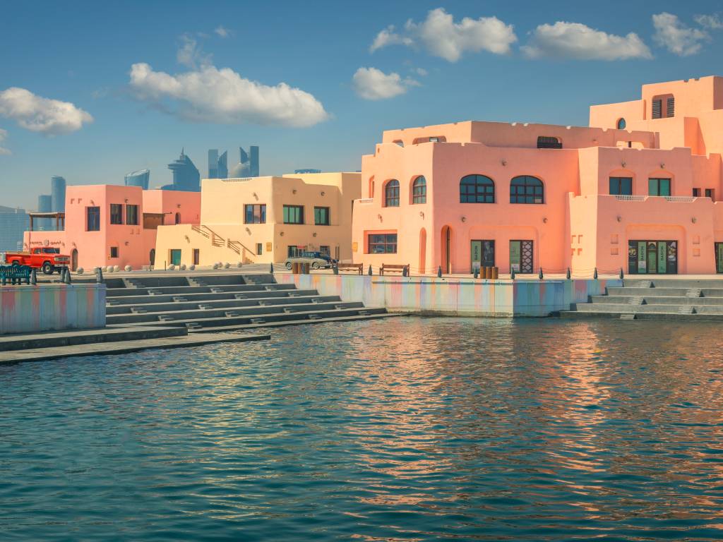 Book Flights - Book & Fly from Sri Lanka | Qatar Airways